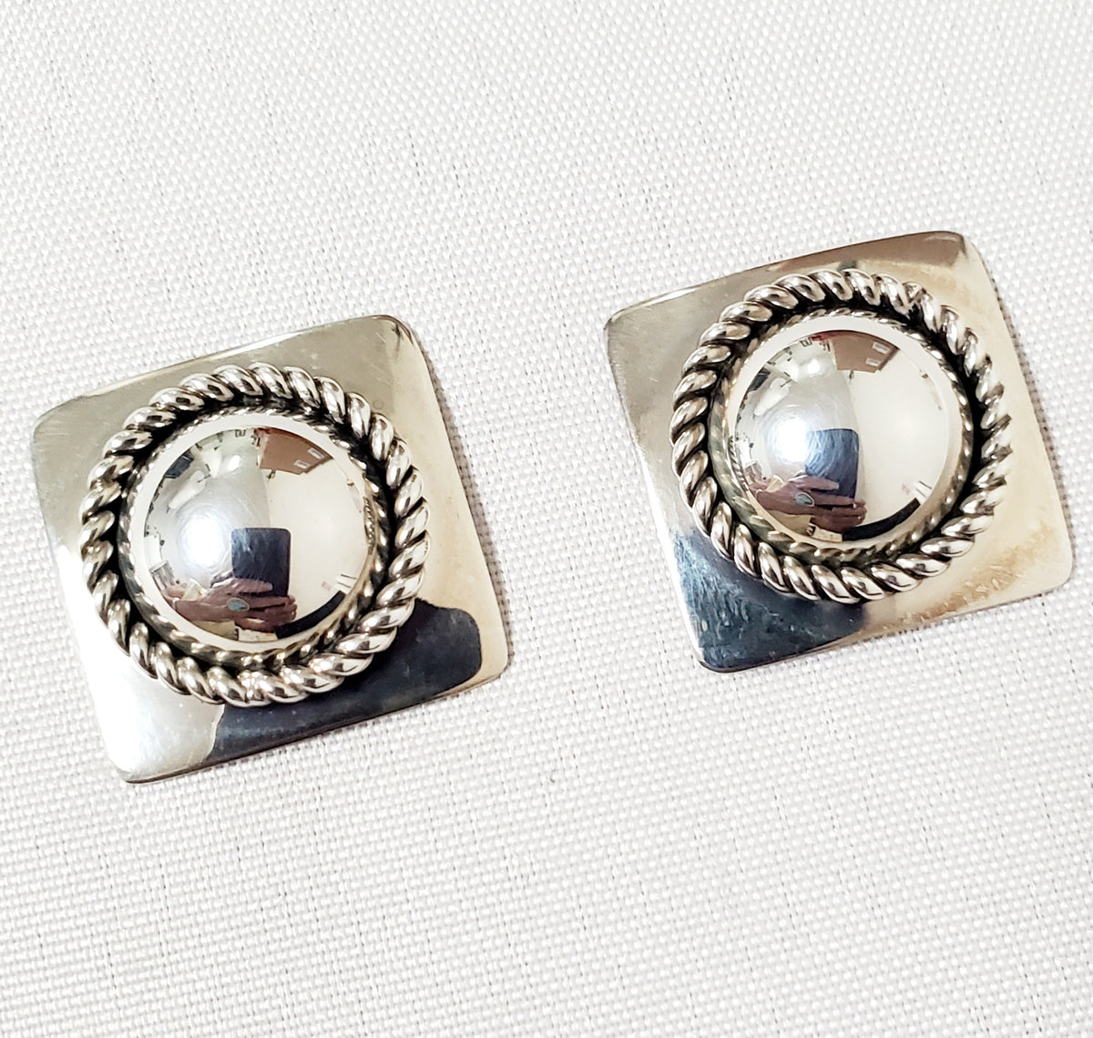 606 Medium Square with center dome and twist post — Turquoise Tortoise ...