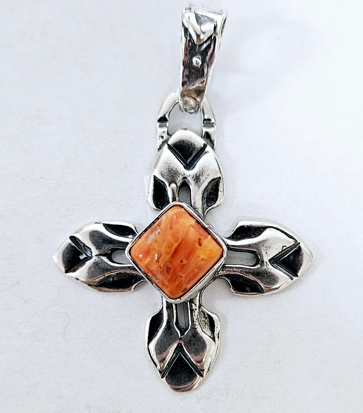 PS143 Cross with Spiny Oyster Shell center Pendant — Turquoise Tortoise ...